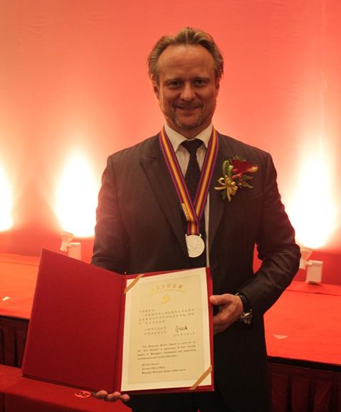 上海巴斯德所所长Ralf Altmeyer获上海市“白玉兰纪念奖”----中国科学院